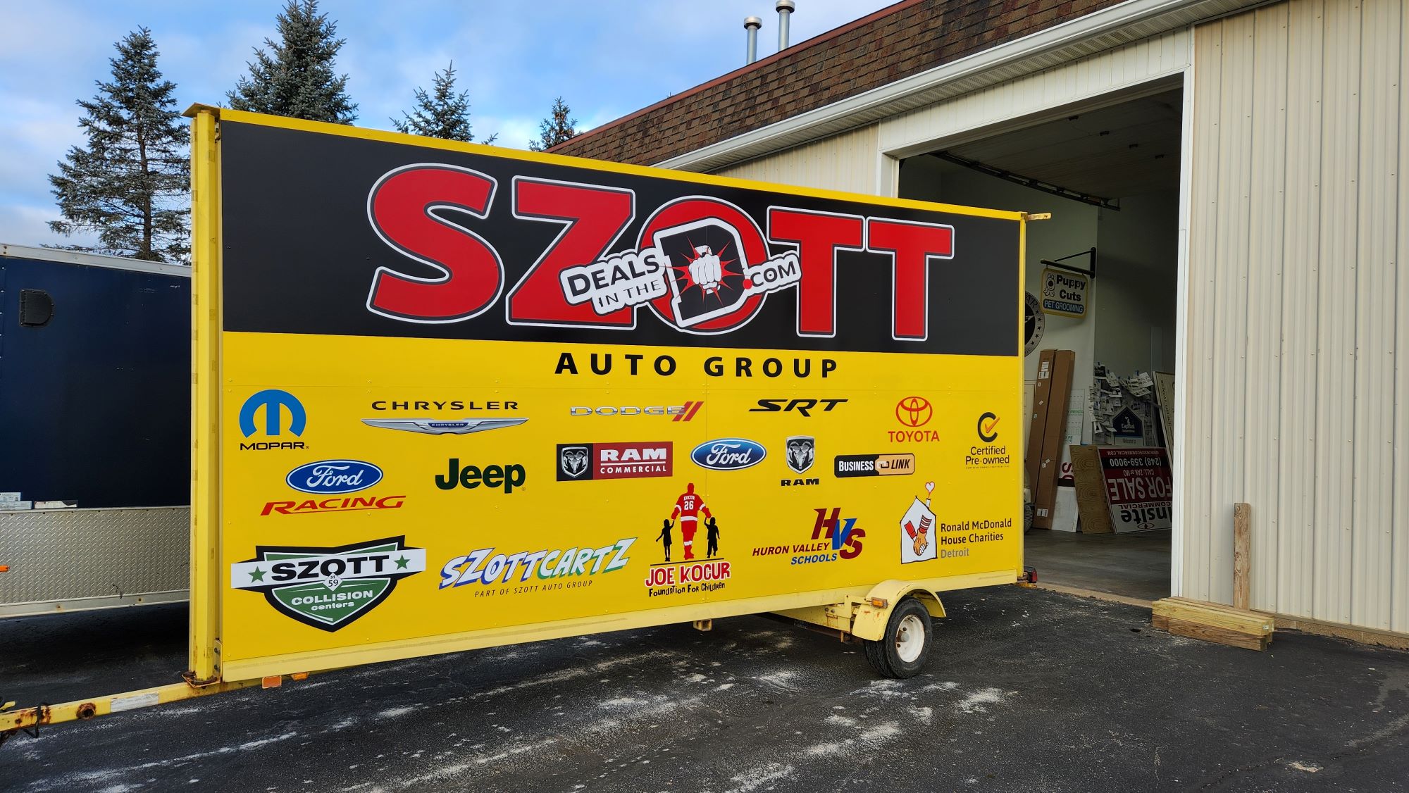 Trailer Wraps – Five Star Signs